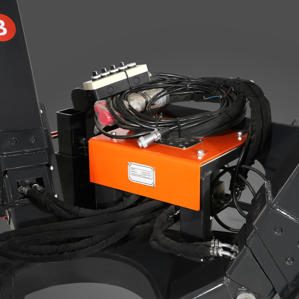 36” Skid Steer Hydraulic Tree Spade, 4” Diameter Cut Capacity, 22” Bla